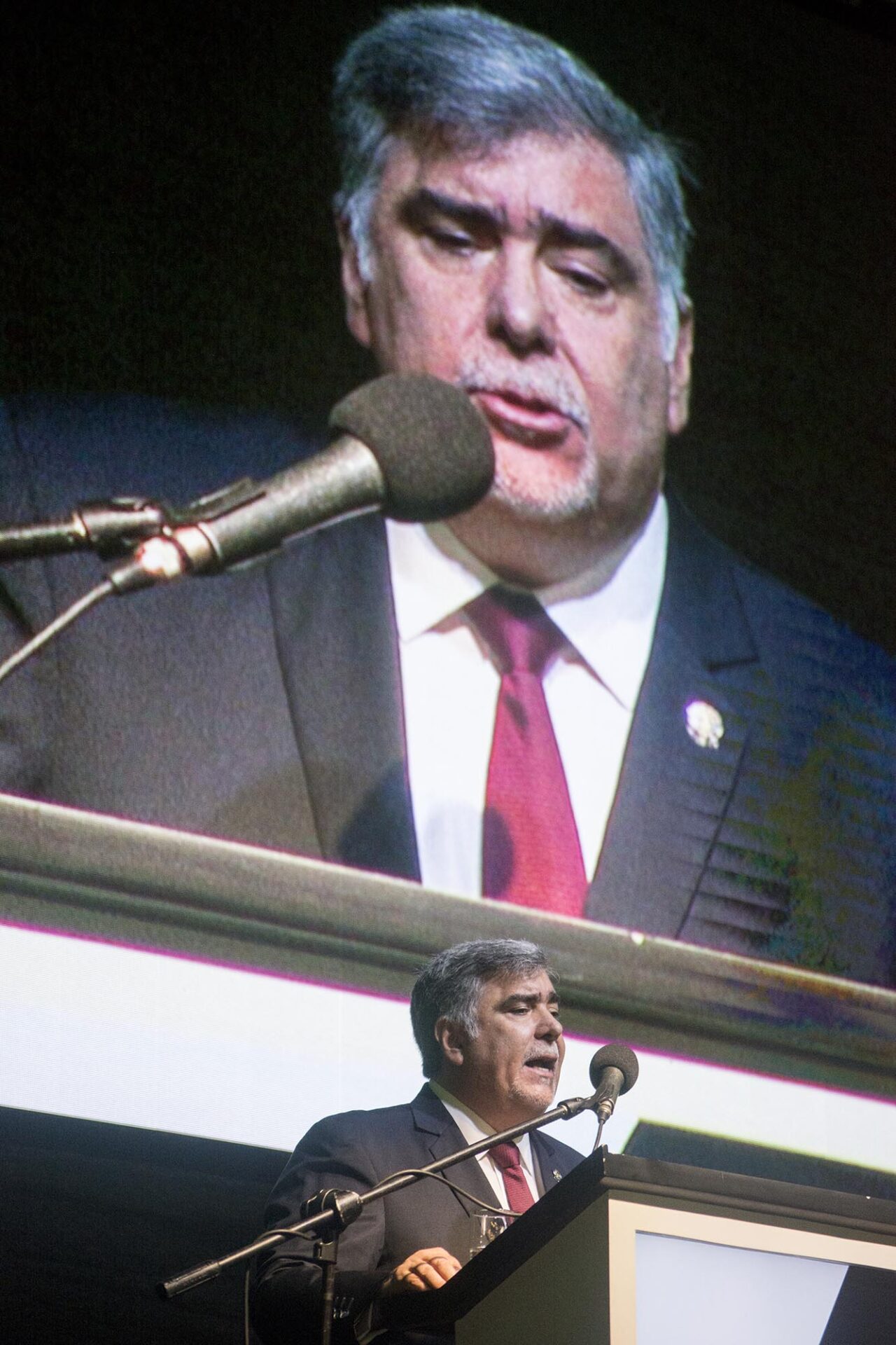 Discurso del Presidente Francisco Jarrin Rivadeneira en la Sesión ...
